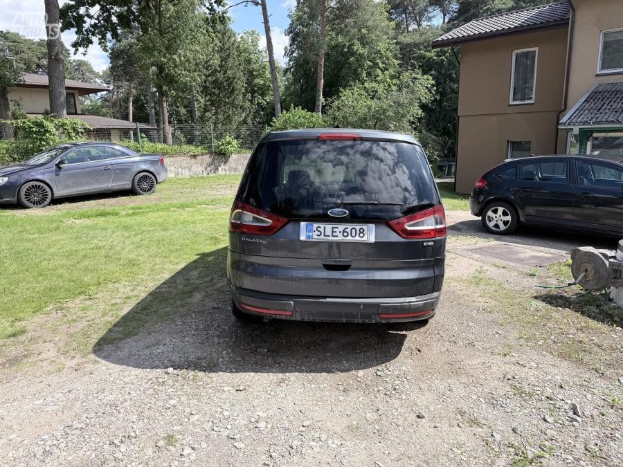 Pelēks Ford Galaxy 2007 Kauņa, ar dzinēja tilpumu 2.00 L un nobraukumu 240 tūkst. km par 1899 €, foto 7 vietnē AUTOMOTO.COM.LV