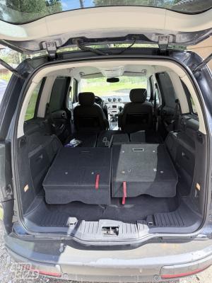 Pelēks Ford Galaxy 2007 Kauņa, ar dzinēja tilpumu 2.00 L un nobraukumu 240 tūkst. km par 1899 €, foto 9 vietnē AUTOMOTO.COM.LV