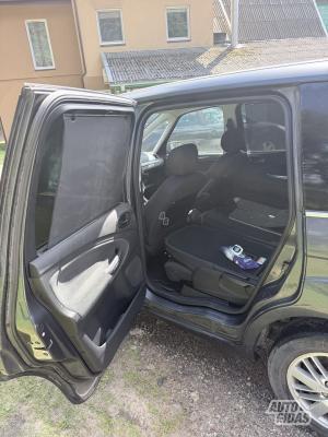 Pelēks Ford Galaxy 2007 Kauņa, ar dzinēja tilpumu 2.00 L un nobraukumu 240 tūkst. km par 1899 €, foto 12 vietnē AUTOMOTO.COM.LV