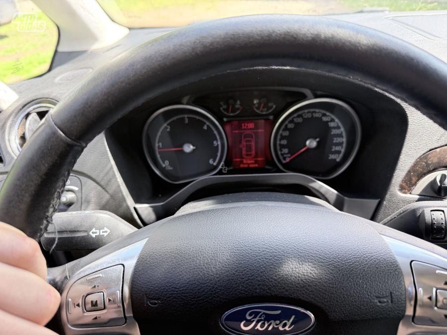Pelēks Ford Galaxy 2007 Kauņa, ar dzinēja tilpumu 2.00 L un nobraukumu 240 tūkst. km par 1899 €, foto 15 vietnē AUTOMOTO.COM.LV