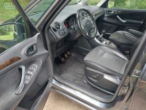 Grey Ford Galaxy 2007 in Marijampole, with an engine capacity of 2.00 L and mileage of 245 thousand km for 3400 €, photo 9 on AUTOMOTO.COM.LV