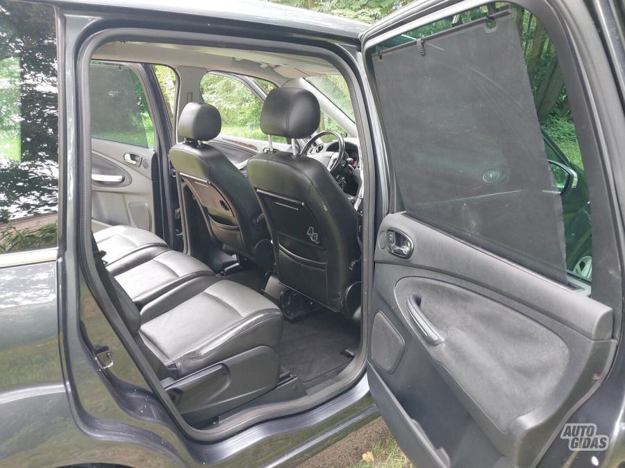 Grey Ford Galaxy 2007 in Marijampole, with an engine capacity of 2.00 L and mileage of 245 thousand km for 3400 €, photo 13 on AUTOMOTO.COM.LV