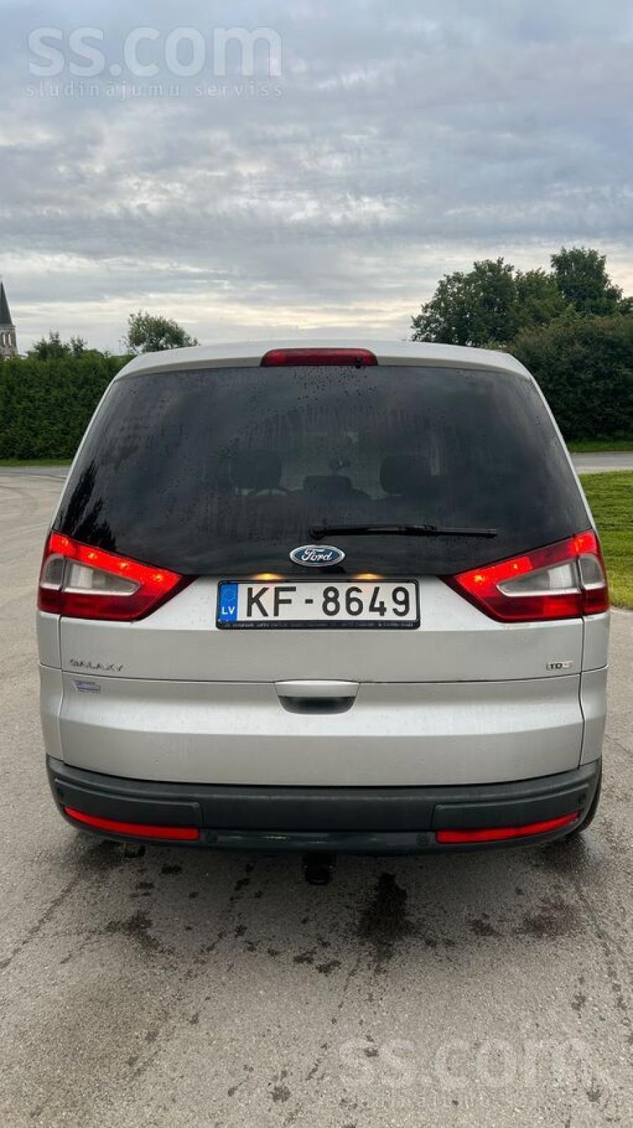 Pelēks Ford Galaxy 2007 Bauska, ar dzinēja tilpumu 2.00 L un nobraukumu 383 tūkst. km par 1400 €, foto 6 vietnē AUTOMOTO.COM.LV