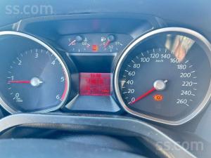 Pelēks Ford Galaxy 2007 Bauska, ar dzinēja tilpumu 2.00 L un nobraukumu 383 tūkst. km par 1400 €, foto 8 vietnē AUTOMOTO.COM.LV
