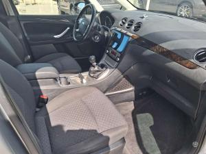 Grey Ford Galaxy 2007 in Panevezys, with an engine capacity of 2.00 L and mileage of 270 thousand km for 3100 €, photo 10 on AUTOMOTO.COM.LV