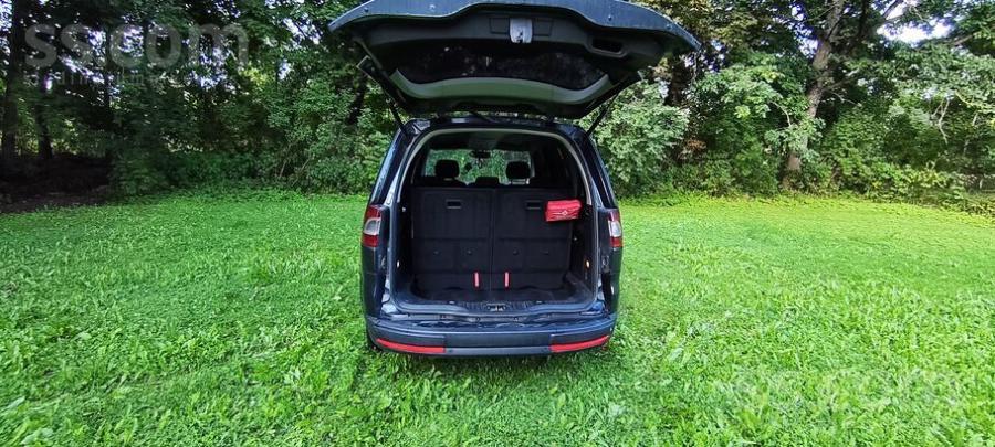 Grey Ford Galaxy 2007 in Ogre, with an engine capacity of 1.80 L and mileage of 311 thousand km for 2750 €, photo 15 on AUTOMOTO.COM.LV