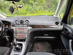 Grey Ford Galaxy 2007 in Ogre, with an engine capacity of 1.80 L and mileage of 311 thousand km for 2750 €, photo 28 on AUTOMOTO.COM.LV
