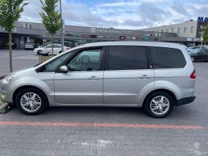 Pelēks Ford Galaxy 2007 Viļņa, ar dzinēja tilpumu 2.00 L un nobraukumu 297 tūkst. km par 3250 €, foto 4 vietnē AUTOMOTO.COM.LV