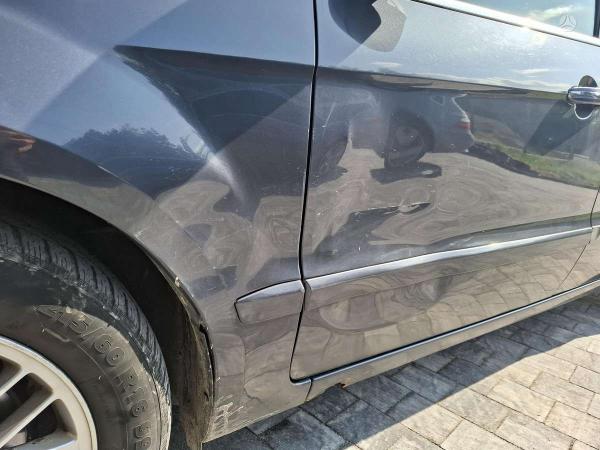 Grey Ford Galaxy 2007 in Prienai, with an engine capacity of 1.75 L and mileage of 436 thousand km for 1800 €, photo 8 on AUTOMOTO.COM.LV