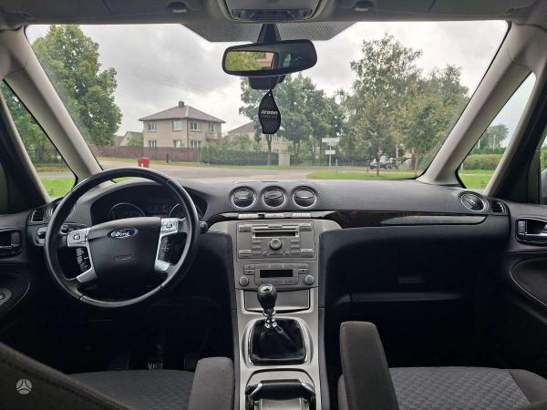 Pelēks Ford Galaxy 2007 Ukmergė, ar dzinēja tilpumu 2.00 L un nobraukumu 320 tūkst. km par 2550 €, foto 8 vietnē AUTOMOTO.COM.LV