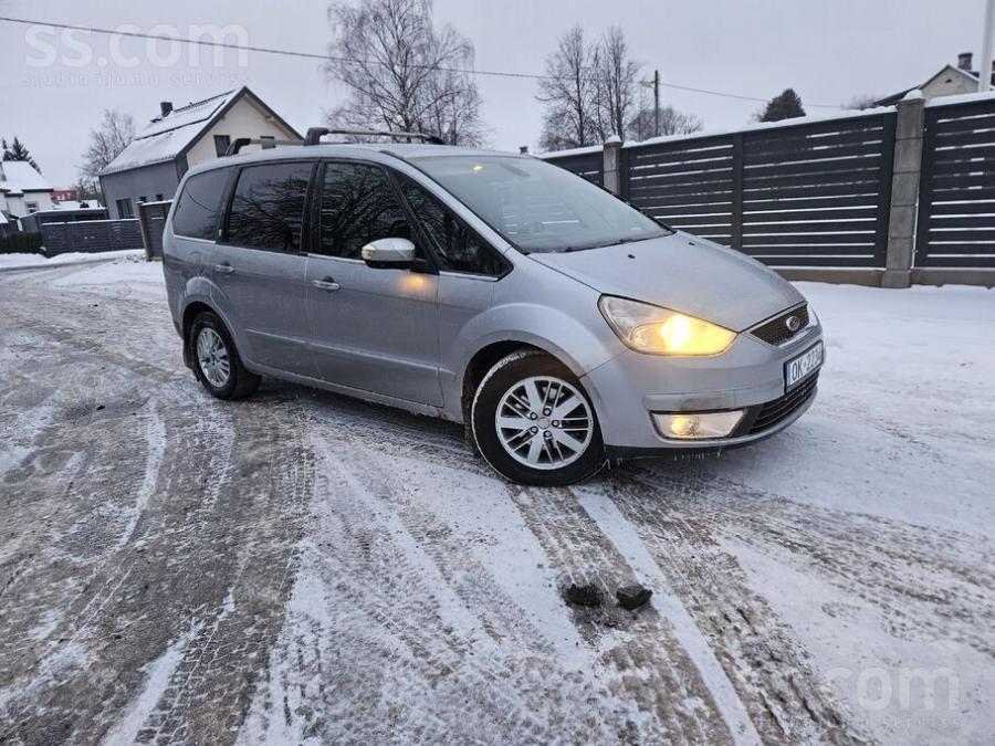 Pelēks Ford Galaxy 2008 Valmiera, ar dzinēja tilpumu 2.00 L un nobraukumu 449 tūkst. km par 3350 €, foto 1 vietnē AUTOMOTO.COM.LV