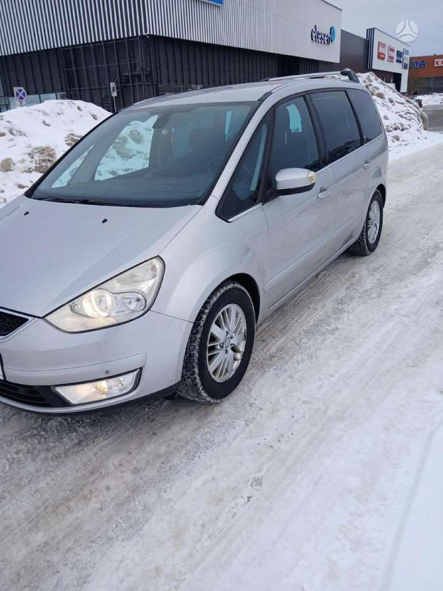 Grey Ford Galaxy 2008 in Siauliai, with an engine capacity of 2.00 L and mileage of 281 thousand km for 4550 €, photo 2 on AUTOMOTO.COM.LV