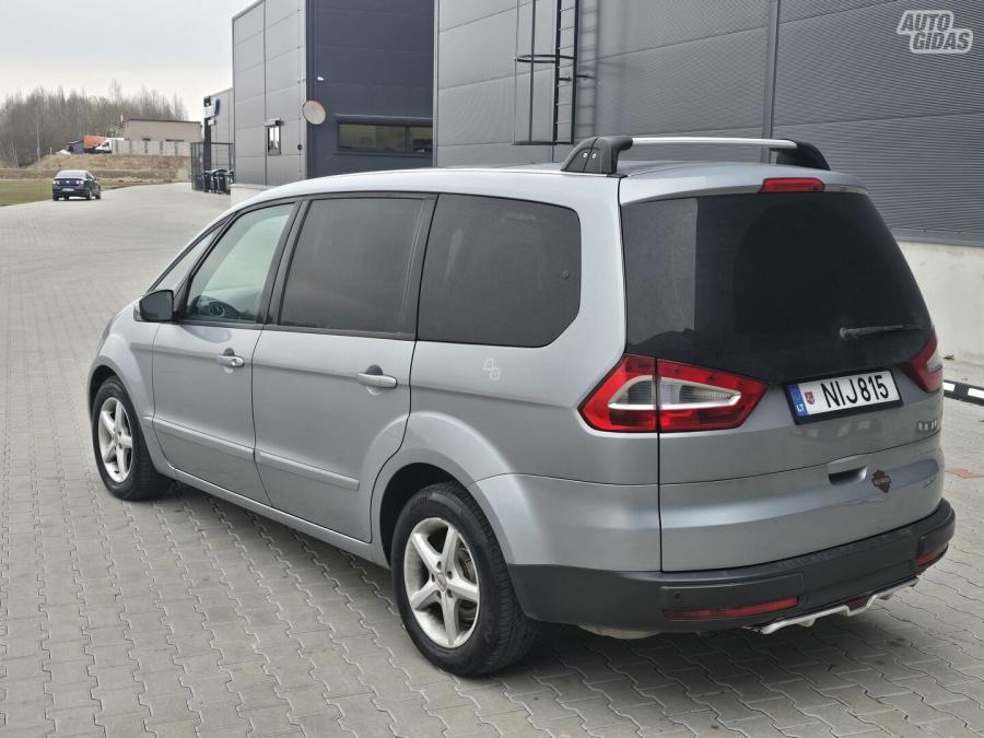 Grey Ford Galaxy 2008 in Siauliai, with an engine capacity of 2.20 L and mileage of 260 thousand km for 2950 €, photo 7 on AUTOMOTO.COM.LV