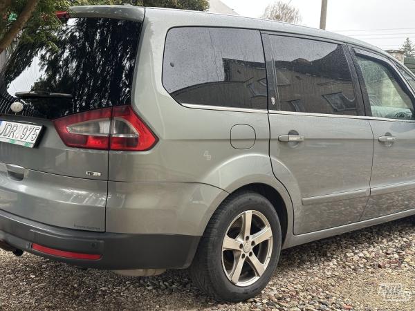 Pelēks Ford Galaxy 2008 Kauņa, ar dzinēja tilpumu 2.20 L un nobraukumu 426 tūkst. km par 4000 €, foto 4 vietnē AUTOMOTO.COM.LV