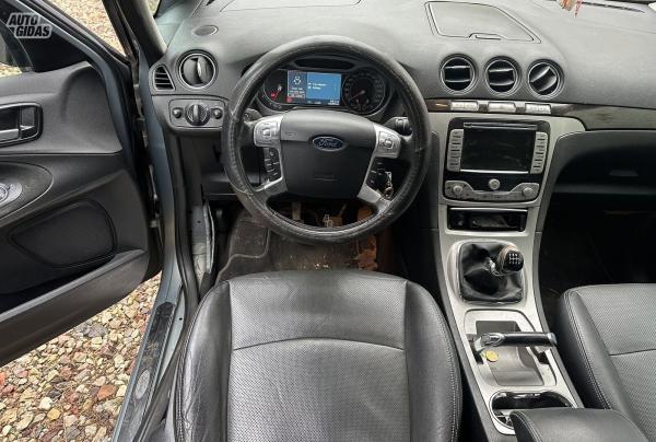 Pelēks Ford Galaxy 2008 Kauņa, ar dzinēja tilpumu 2.20 L un nobraukumu 426 tūkst. km par 4000 €, foto 5 vietnē AUTOMOTO.COM.LV