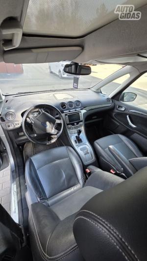 Pelēks Ford Galaxy 2008 Viļņa, ar dzinēja tilpumu 2.00 L un nobraukumu 290 tūkst. km par 3500 €, foto 10 vietnē AUTOMOTO.COM.LV