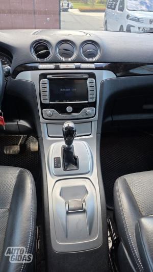 Pelēks Ford Galaxy 2008 Viļņa, ar dzinēja tilpumu 2.00 L un nobraukumu 290 tūkst. km par 3500 €, foto 18 vietnē AUTOMOTO.COM.LV