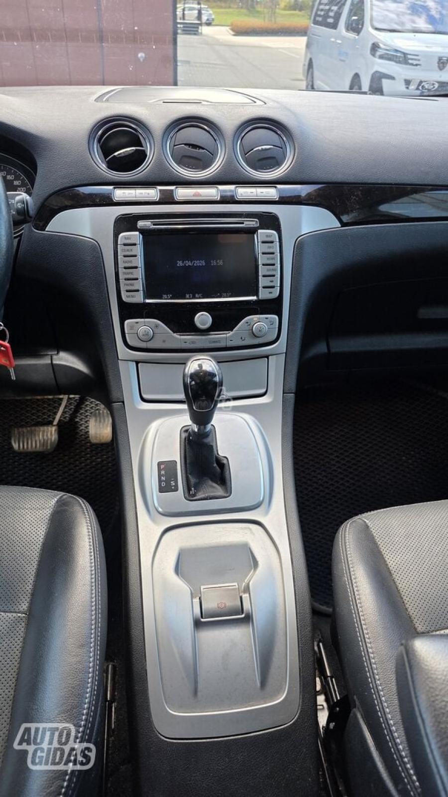 Pelēks Ford Galaxy 2008 Viļņa, ar dzinēja tilpumu 2.00 L un nobraukumu 290 tūkst. km par 3500 €, foto 18 vietnē AUTOMOTO.COM.LV