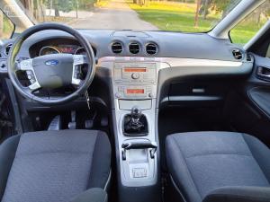 Grey Ford Galaxy 2008 in Mazeikiai, with an engine capacity of 2.00 L and mileage of 246 thousand km for 4500 €, photo 12 on AUTOMOTO.COM.LV