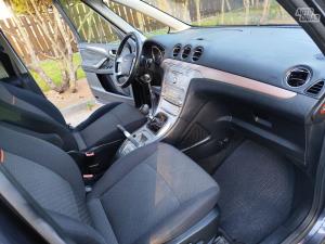 Grey Ford Galaxy 2008 in Mazeikiai, with an engine capacity of 2.00 L and mileage of 246 thousand km for 4500 €, photo 13 on AUTOMOTO.COM.LV