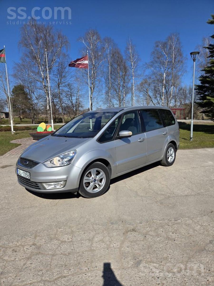 Pelēks Ford Galaxy 2008 Talsi, ar dzinēja tilpumu 1.80 L un nobraukumu 177 tūkst. km par 4600 €, foto 1 vietnē AUTOMOTO.COM.LV