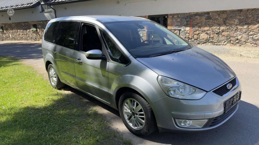 Grey Ford Galaxy 2008 in Panevezys, with an engine capacity of 2.00 L and mileage of 280 thousand km for 3200 €, photo 11 on AUTOMOTO.COM.LV