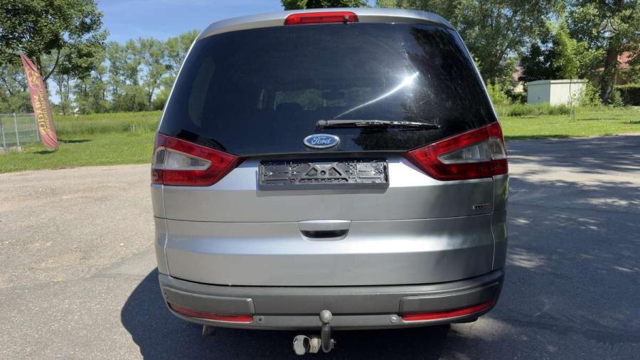 Grey Ford Galaxy 2008 in Panevezys, with an engine capacity of 2.00 L and mileage of 280 thousand km for 3200 €, photo 13 on AUTOMOTO.COM.LV