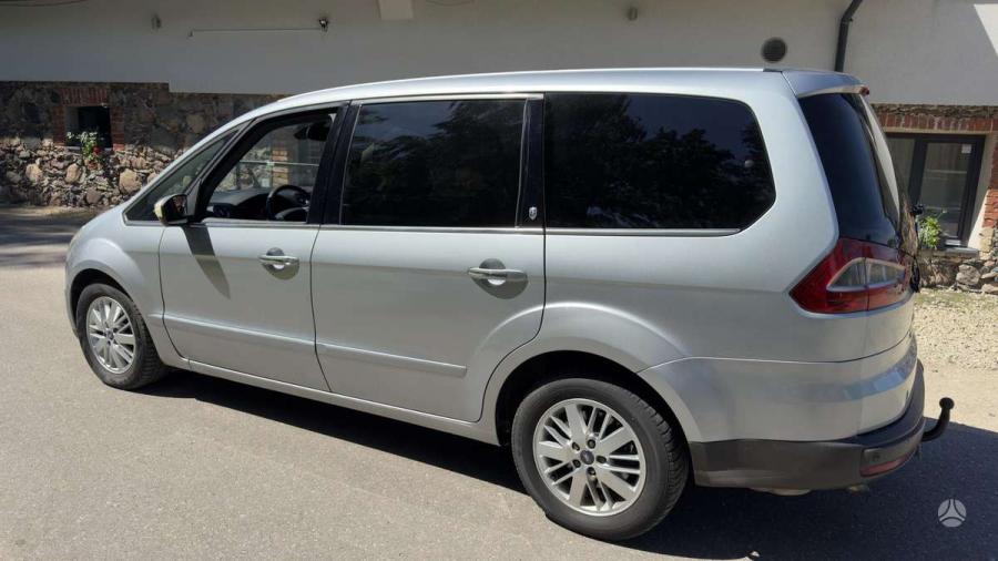 Grey Ford Galaxy 2008 in Panevezys, with an engine capacity of 2.00 L and mileage of 280 thousand km for 3200 €, photo 17 on AUTOMOTO.COM.LV