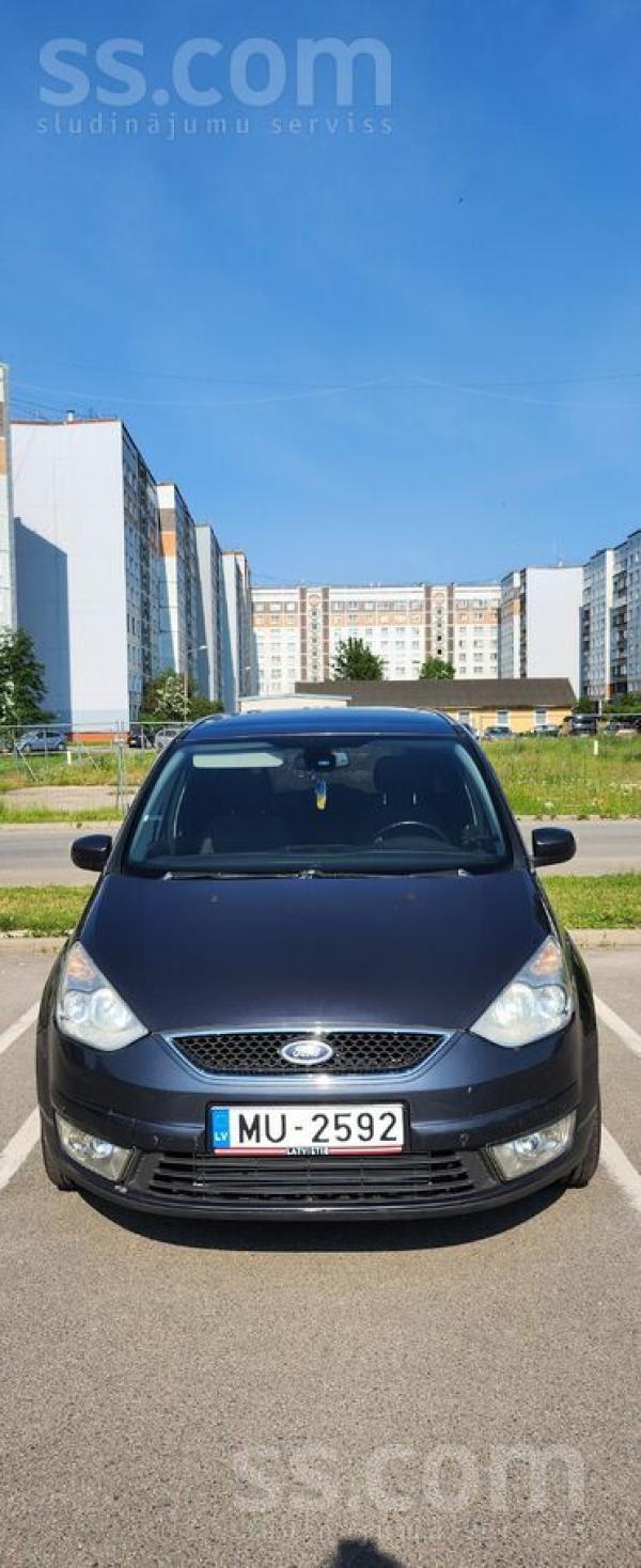Grey Ford Galaxy 2008 in Riga, with an engine capacity of 2.00 L and mileage of 372 thousand km for 4500 €, photo 1 on AUTOMOTO.COM.LV