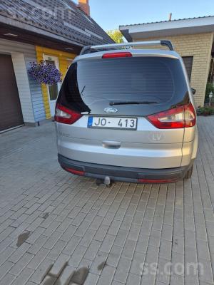 Grey Ford Galaxy 2008 in Kraslava, with an engine capacity of 1.80 L and mileage of 218 thousand km for 3500 €, photo 3 on AUTOMOTO.COM.LV