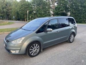 Pelēks Ford Galaxy 2008 Rokiškis, ar dzinēja tilpumu 2.00 L un nobraukumu 460 tūkst. km par 2100 €, foto 3 vietnē AUTOMOTO.COM.LV