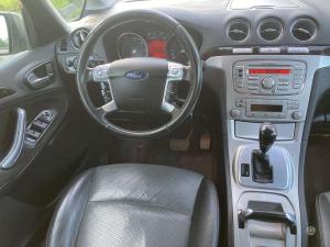 Pelēks Ford Galaxy 2008 Rokiškis, ar dzinēja tilpumu 2.00 L un nobraukumu 460 tūkst. km par 2100 €, foto 10 vietnē AUTOMOTO.COM.LV