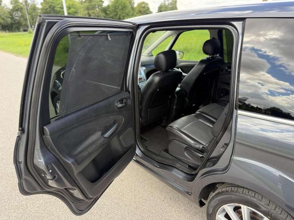 Grey Ford Galaxy 2008 in Vilkaviskis, with an engine capacity of 2.00 L and mileage of 288 thousand km for 3899 €, photo 10 on AUTOMOTO.COM.LV