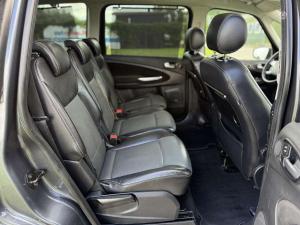 Pelēks Ford Galaxy 2008 Vilkaviškis, ar dzinēja tilpumu 2.00 L un nobraukumu 288 tūkst. km par 3899 €, foto 12 vietnē AUTOMOTO.COM.LV