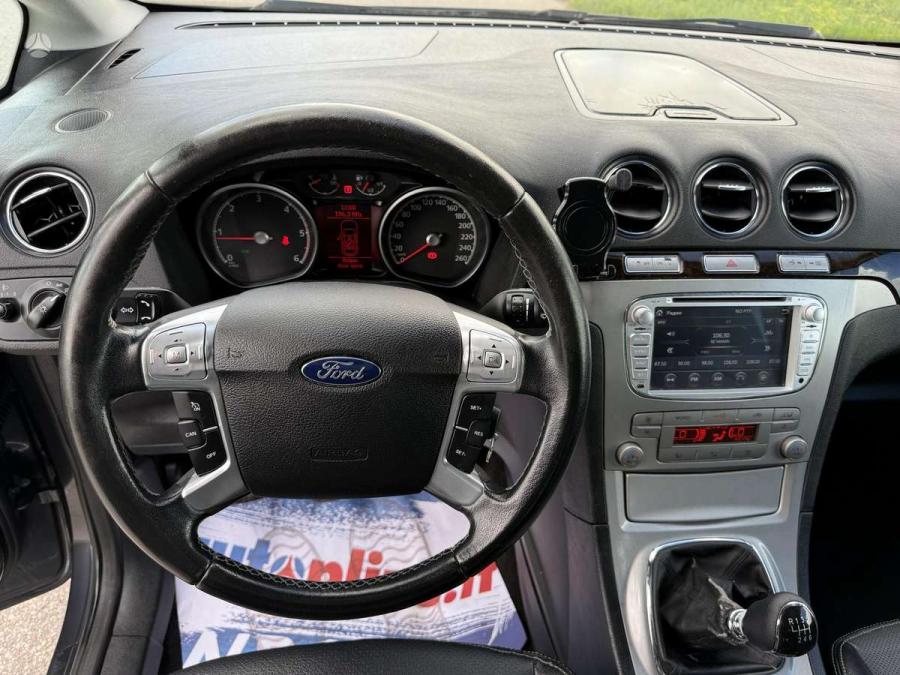 Pelēks Ford Galaxy 2008 Vilkaviškis, ar dzinēja tilpumu 2.00 L un nobraukumu 288 tūkst. km par 3899 €, foto 17 vietnē AUTOMOTO.COM.LV