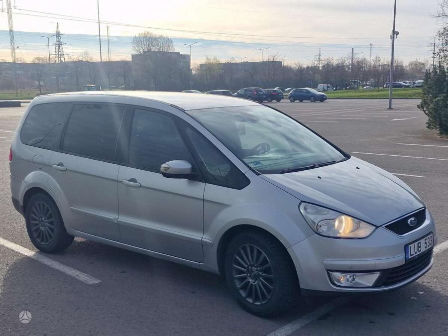 Grey Ford Galaxy 2008 in Siauliai, with an engine capacity of 2.00 L and mileage of 304 thousand km for 3200 €, photo 18 on AUTOMOTO.COM.LV