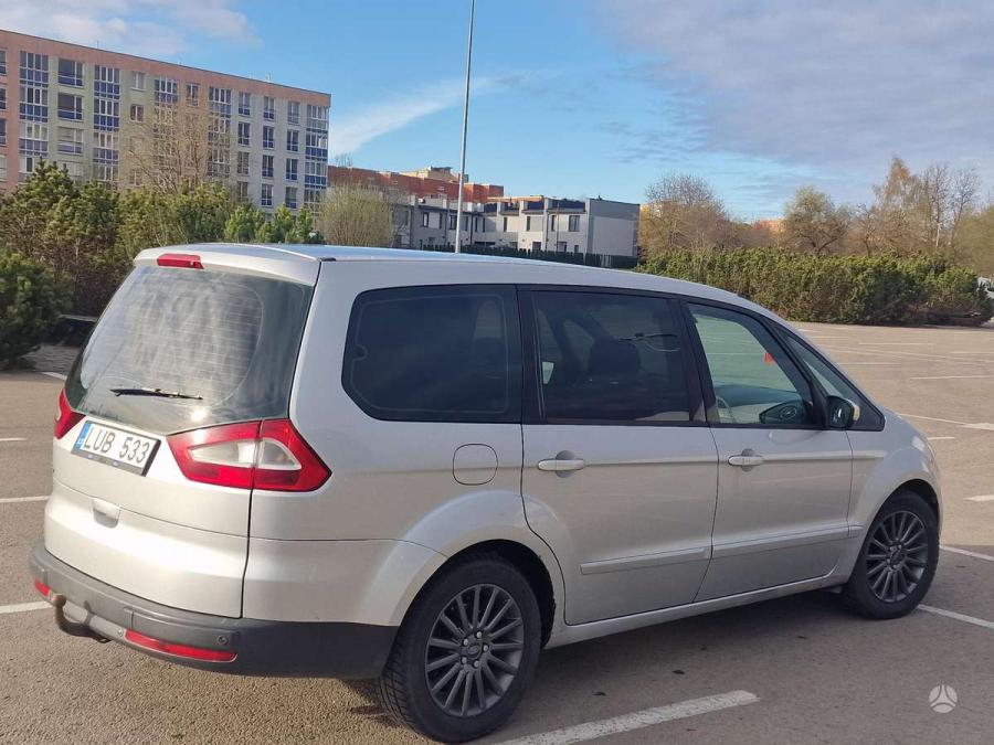 Grey Ford Galaxy 2008 in Siauliai, with an engine capacity of 2.00 L and mileage of 304 thousand km for 3200 €, photo 19 on AUTOMOTO.COM.LV