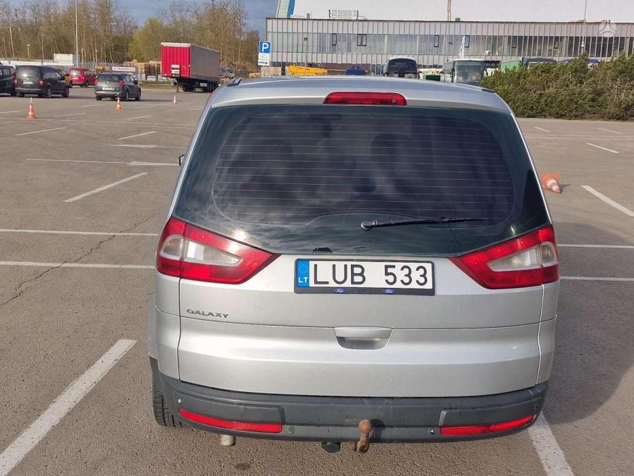 Grey Ford Galaxy 2008 in Siauliai, with an engine capacity of 2.00 L and mileage of 304 thousand km for 3200 €, photo 20 on AUTOMOTO.COM.LV