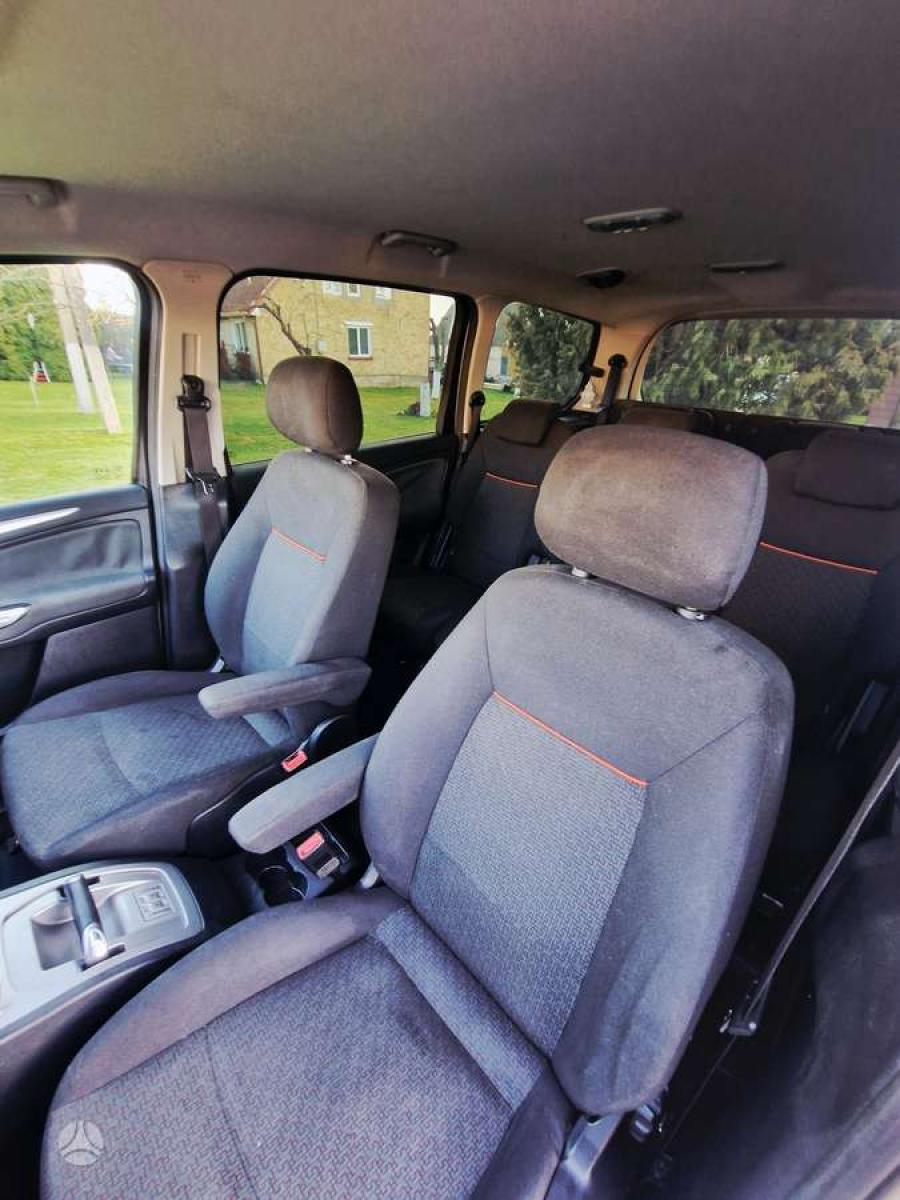 Grey Ford Galaxy 2008 in Siauliai, with an engine capacity of 2.00 L and mileage of 304 thousand km for 3200 €, photo 26 on AUTOMOTO.COM.LV