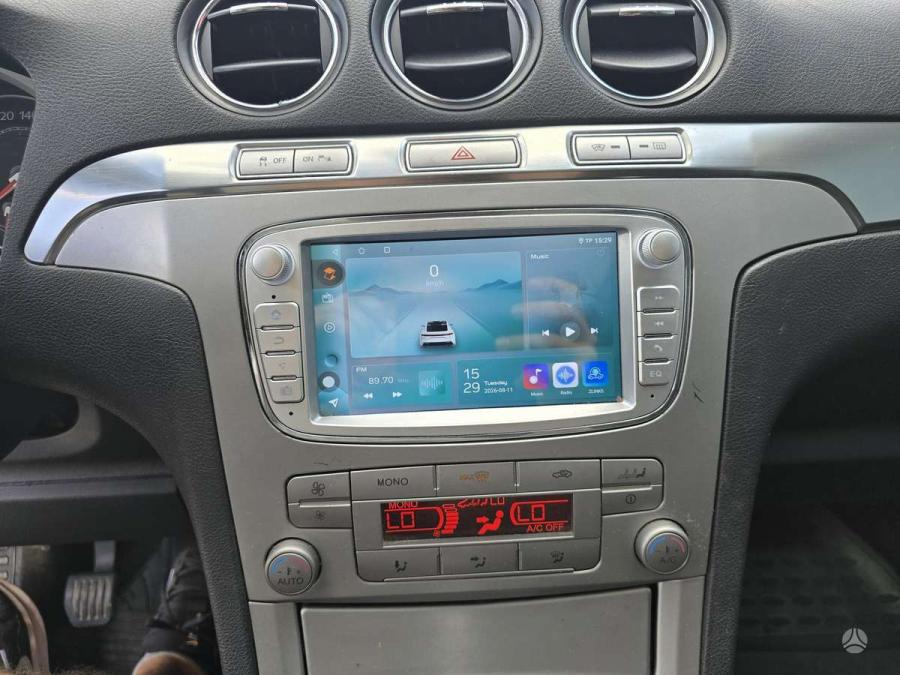 Grey Ford Galaxy 2008 in Siauliai, with an engine capacity of 2.18 L and mileage of 400 thousand km for 3000 €, photo 19 on AUTOMOTO.COM.LV