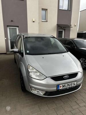 Pelēks Ford Galaxy 2008 Kauņa, ar dzinēja tilpumu 2.00 L un nobraukumu 284 tūkst. km par 2800 €, foto  vietnē AUTOMOTO.COM.LV
