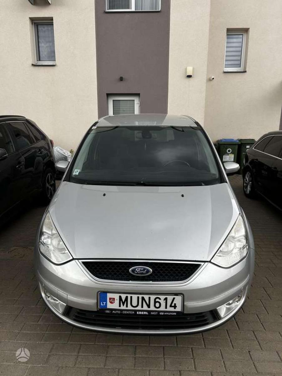 Pelēks Ford Galaxy 2008 Kauņa, ar dzinēja tilpumu 2.00 L un nobraukumu 284 tūkst. km par 2800 €, foto 3 vietnē AUTOMOTO.COM.LV