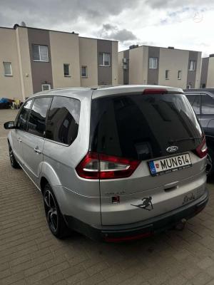 Pelēks Ford Galaxy 2008 Kauņa, ar dzinēja tilpumu 2.00 L un nobraukumu 284 tūkst. km par 2800 €, foto 5 vietnē AUTOMOTO.COM.LV