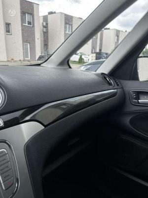 Pelēks Ford Galaxy 2008 Kauņa, ar dzinēja tilpumu 2.00 L un nobraukumu 284 tūkst. km par 2800 €, foto 13 vietnē AUTOMOTO.COM.LV