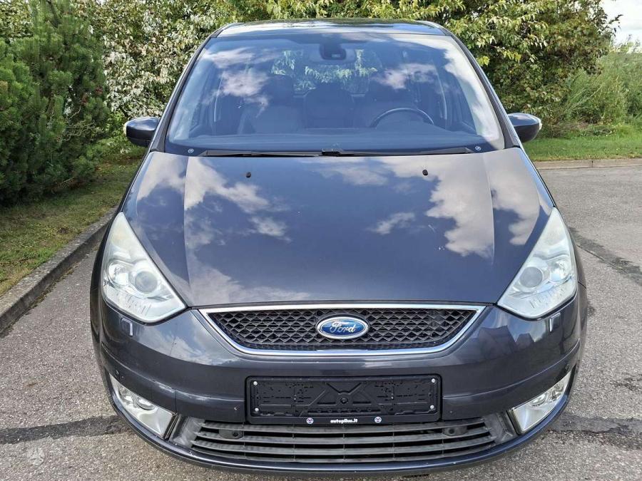 Grey Ford Galaxy 2008 in Ukmerge, with an engine capacity of 2.30 L and mileage of 194 thousand km for 3950 €, photo 4 on AUTOMOTO.COM.LV