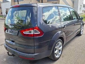 Grey Ford Galaxy 2008 in Ukmerge, with an engine capacity of 2.30 L and mileage of 194 thousand km for 3950 €, photo 6 on AUTOMOTO.COM.LV