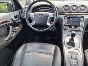Grey Ford Galaxy 2008 in Ukmerge, with an engine capacity of 2.30 L and mileage of 194 thousand km for 3950 €, photo 8 on AUTOMOTO.COM.LV