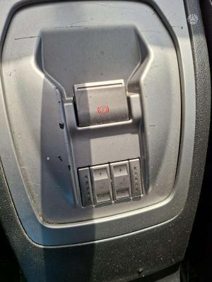 Grey Ford Galaxy 2008 in Ukmerge, with an engine capacity of 2.30 L and mileage of 194 thousand km for 3950 €, photo 12 on AUTOMOTO.COM.LV