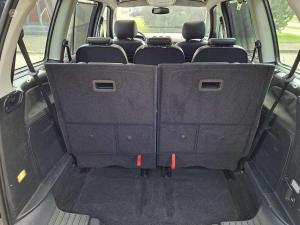 Grey Ford Galaxy 2008 in Ukmerge, with an engine capacity of 2.30 L and mileage of 194 thousand km for 3950 €, photo 18 on AUTOMOTO.COM.LV