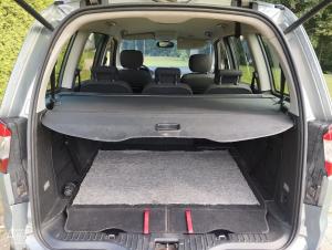 Grey Ford Galaxy 2008 in Jurbarkas, with an engine capacity of 2.00 L and mileage of 556 thousand km for 1750 €, photo 12 on AUTOMOTO.COM.LV